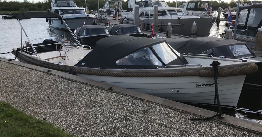 Sloep 'Motorsloep' huren in Friesland | Yachtcharter Westerdijk